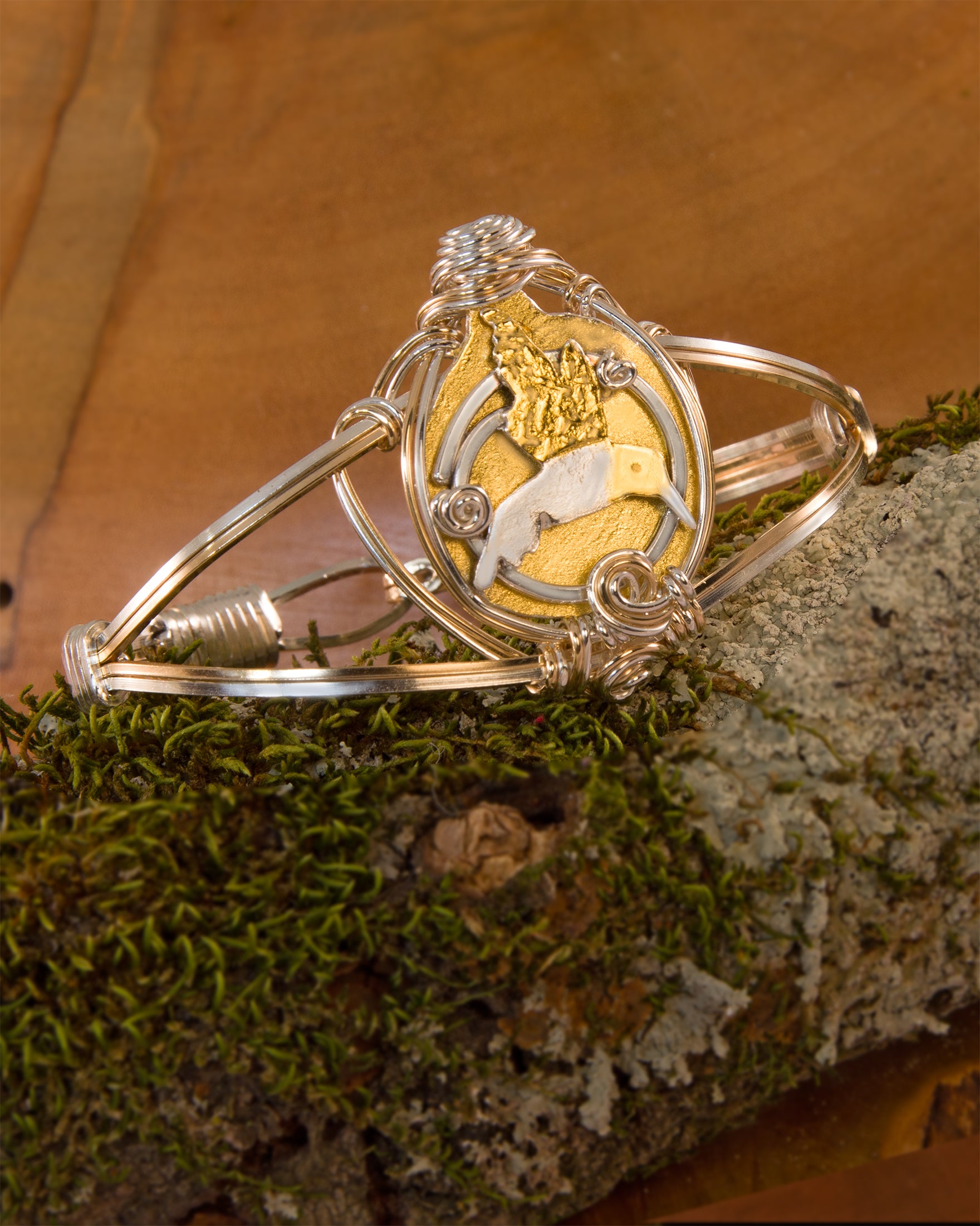 Hummingbird Bracelet – Carlson Fine Art Studio